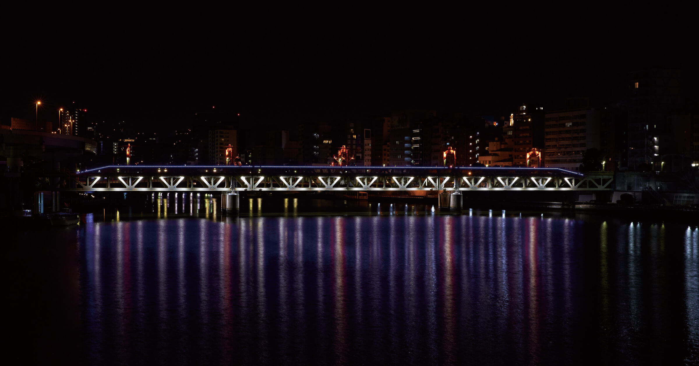 Illumination of Sumida River Bridge on the Tobu Skytree Line | Case ...
